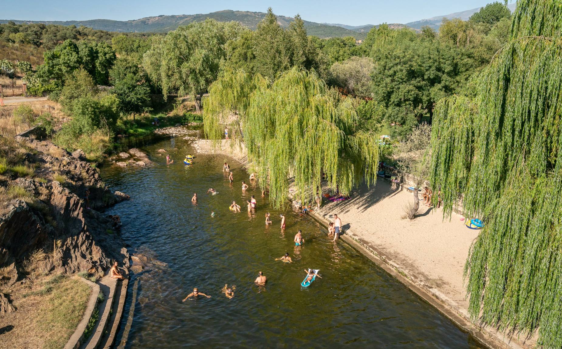 Activities in the Ambroz Valley Natural Area